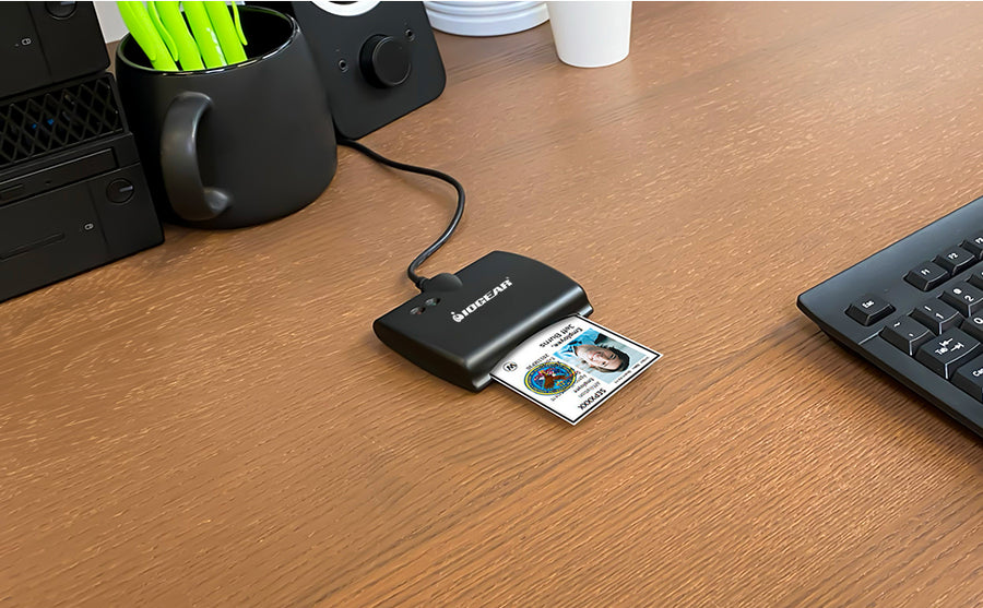 GSR202 - IOGEAR USB-A CAC Reader (TAA compliant)